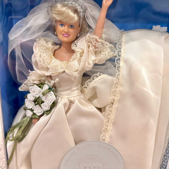 Toys | Diana Princess Of Wales Doll Original Historic Commemorative New ...